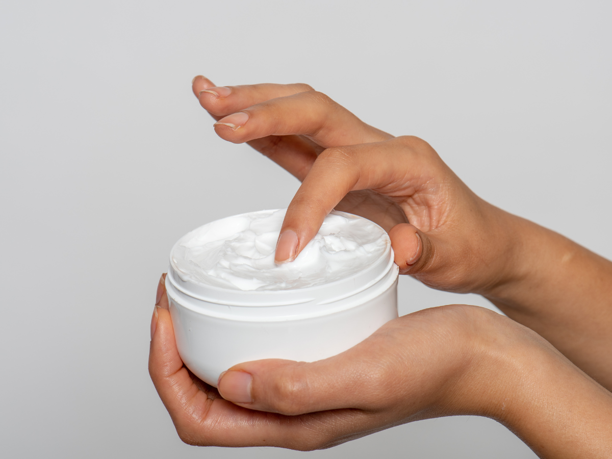 Tips for Restoring Skin Moisture and Treating Dry Skin | DCSI